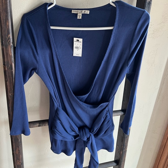 Express | Tops | Nwt Express Top | Poshmark